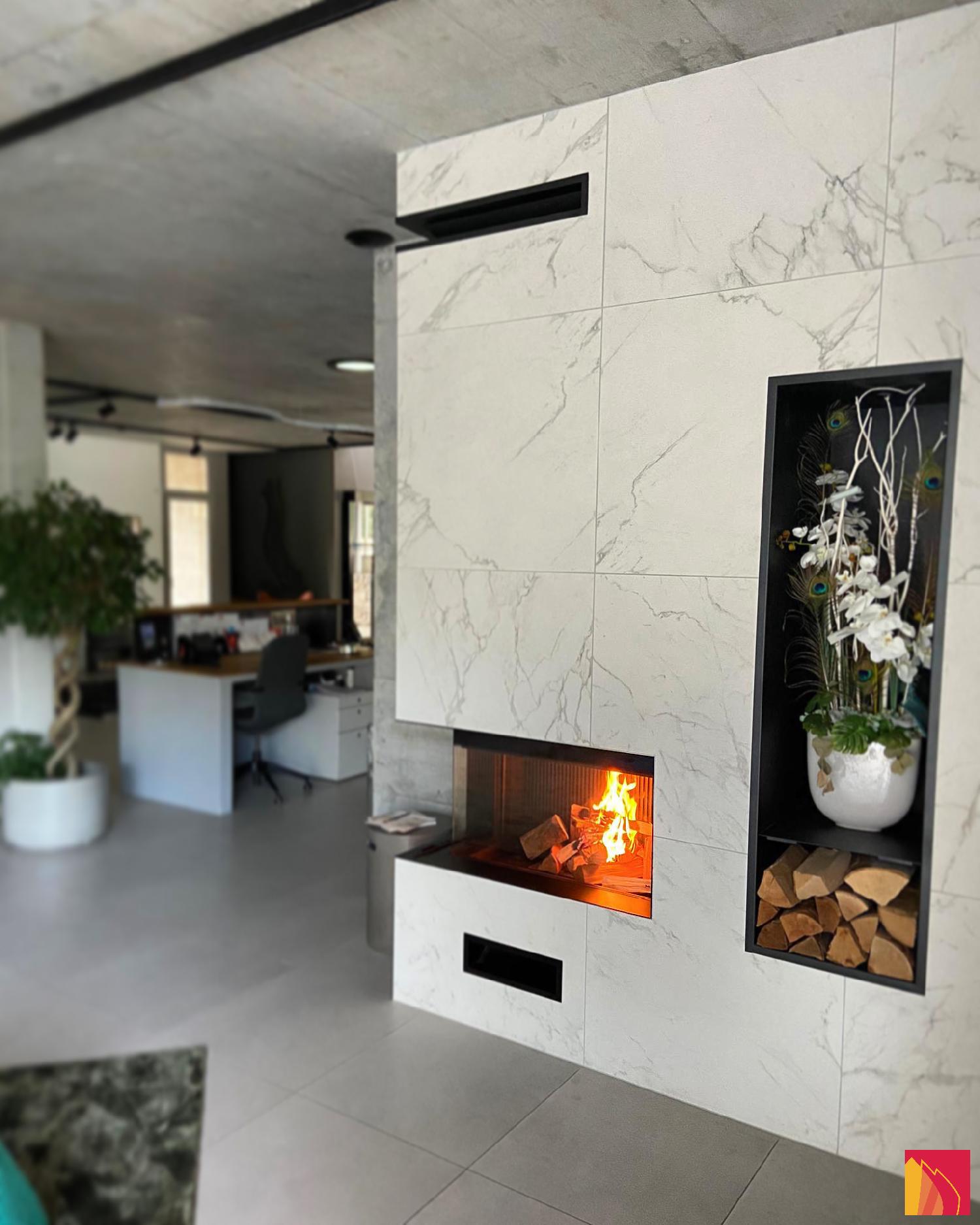 M-Design Luna Diamond 900CL - CR - Cheminée à Bois - Vitre latérale